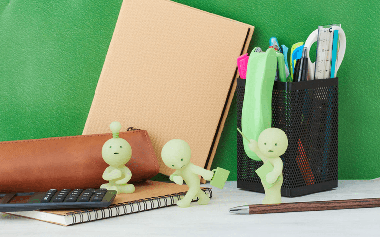 Smiski Work Series - Blind Boxes - Smiski Hippers U.S.A.